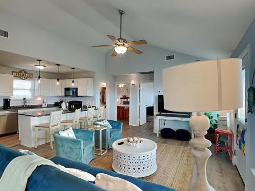 Beachy Keen - Surfside Beach, TX