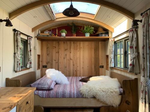 Rushford Shepherd's Hut - Dartmoor Forest
