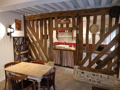 Lovely Cottage In Honfleur Center - Honfleur