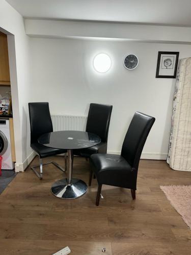 Captivating 1-bed Apartment In London - London