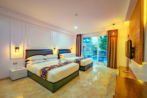 11 Best Hotels in Clark Freeport Zone, Angeles / Clark