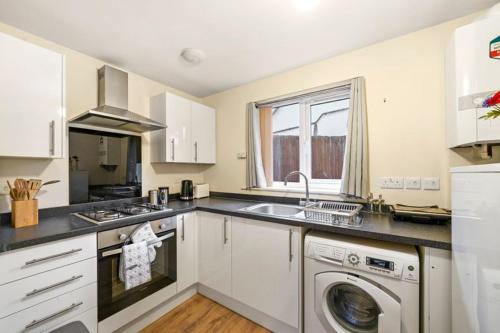 Lt Properties Comfy Studio Apartment - Luton