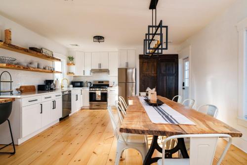 Cozy Farmhouse Near All Attractions - Lititz, PA