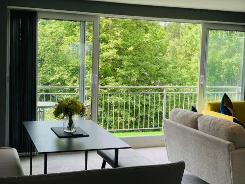 Quarry House,chic And Quirky 3 Storey Home, Bowness Centre With Parking - Bowness-on-Windermere