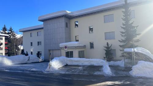 Piz Alpina Die Grosse, Moderne Wohnung Mit Bergsicht - Davos