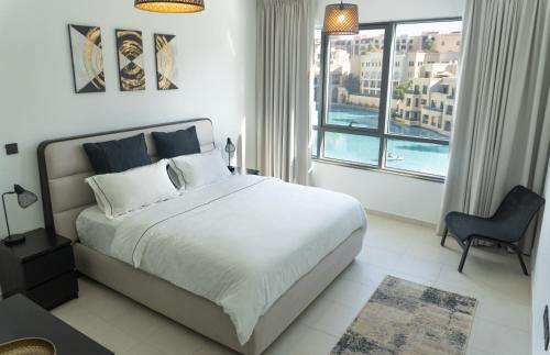 Downtown Oasis, Burj Khalifa Views, Luxury Amenities - 