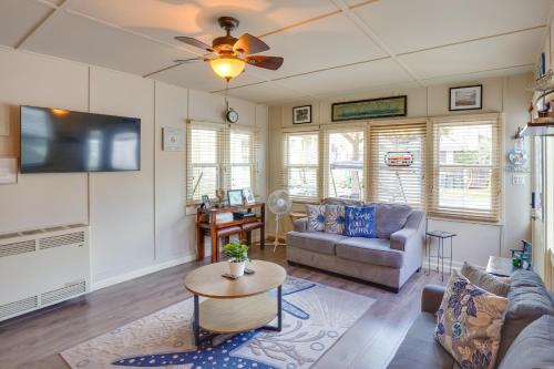 Steps To Beach & Bites: Catalina Island Retreat! - Santa Catalina Island, CA