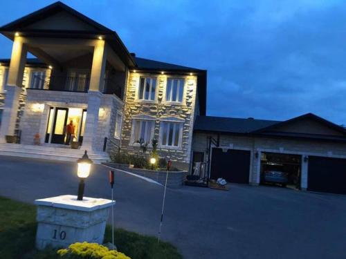 Queen Guest Apartment - Ottawa