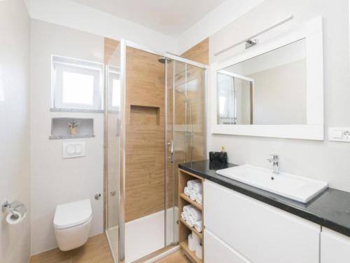 Mihael Holiday House - Three Bedroom Holiday Home With Jacuzzi - Zadar
