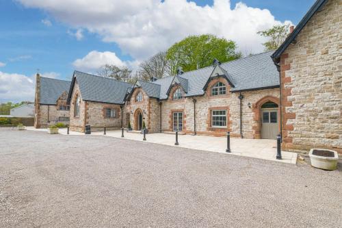Chequers Lodge- Dalton-in- Furness- Self Check In- For Professionals And Tourists - Barrow-in-Furness