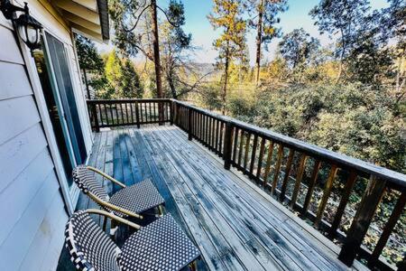 Red Door Cottage Fireplace Bbq 12 Mi To Yosemite - Oakhurst, CA