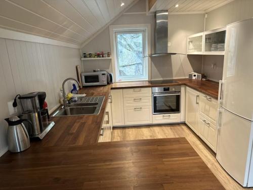 Rorbu i Gilsvågen - 3 soverom - Båtutleie, 3* Accommodation, Austevoll ...