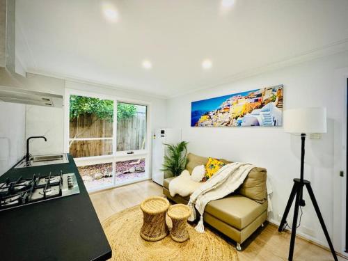 Charming 1br Granny Flat Conveniently Located Near Knox Shopping Center - Bayswater
