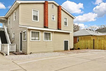 Beachwalk #2 8 Minute Walk To The Beach - Virginia Beach, VA