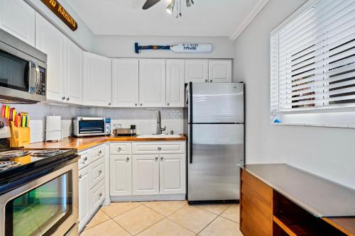 Wilton Manors 2br Charm! Walk To The Drive - Fort Lauderdale