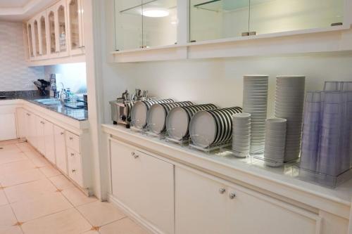 Makati Altean Apartment (Delfin Room) - Taguig