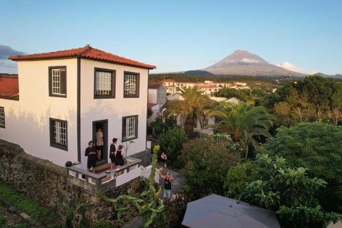 Loving Strangers Hostel - Açores