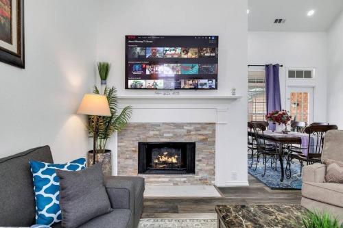 Frisco Resort Style Home W/spa - Plano, TX