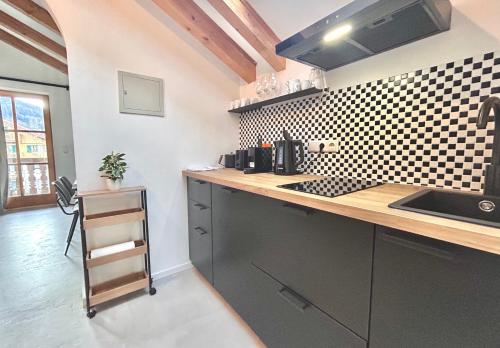 Adrian Stoop Seeblick Dachstudio, Apartment, Bad Wiessee | Latest 2024 ...