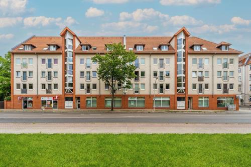 Zentrale Wohnung, 2 Betten,vollmobliert,nahe Btu,balkon- Parkpkatz Auf Anfrage - Cottbus