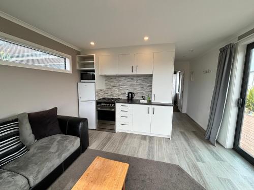 Hank's Hut - Lake Tekapo