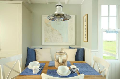 Point Cottages, Bamburgh - Bamburgh