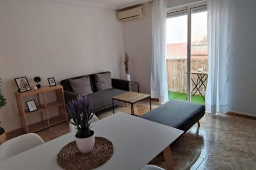 Apartamento En El Centro De Elche Con Terraza - Elche