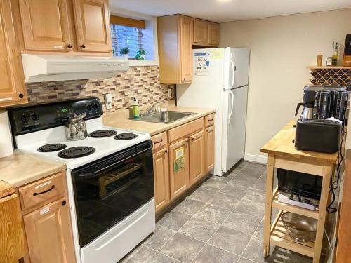 Rare Find Spacious Basement Apartment With Parking - Washington, DC