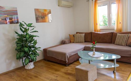 Apartmani Tina - Makarska