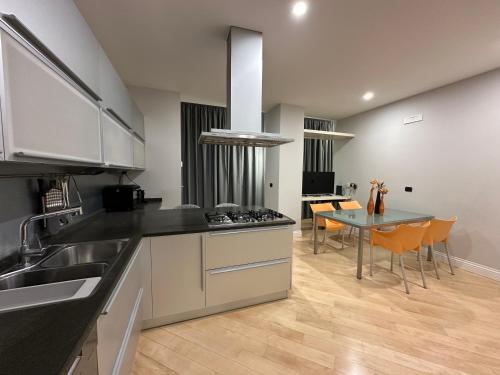 -Villa Paola City Center- Luxury House In Town Centre - Bari