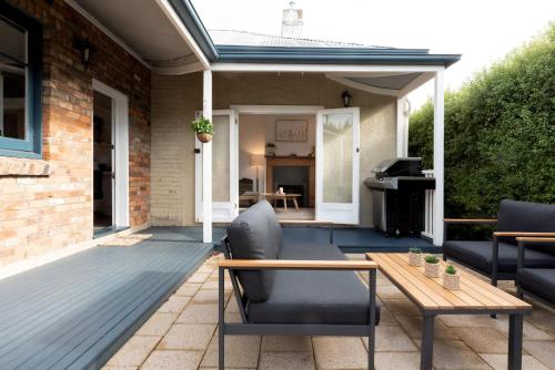 Walter Cottage As Cosy As It Is Convenient - Launceston