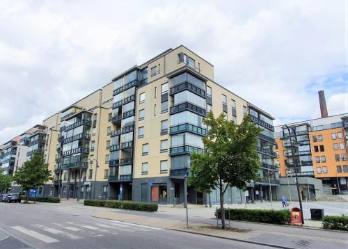 Kotimaailma Apartments - Tilava Saunallinen Kaksio Parvekkeella - Verstaankatu - Tampere