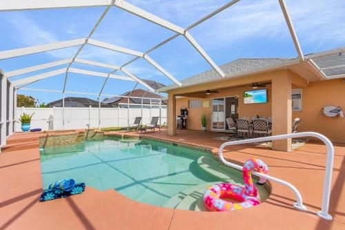 Cozy & Charming, Heated Pool And Spa - Villa Poolside Oasis - Roelens - Fort Myers, FL