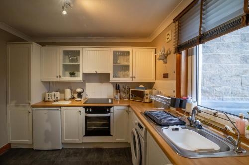 2 Wheelhouse Apartments - Lochinver
