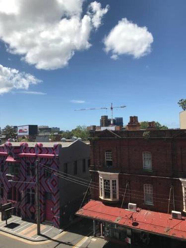 Taylor Square, Bourke St, Surry Hills, Darlinghurst in Sydney ...