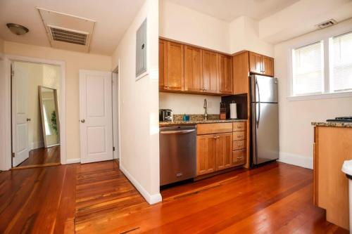 Stylish Apartment In Malden 20 Min From Boston #2 - Medford, MA