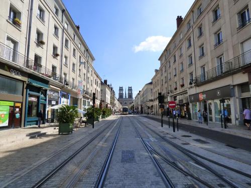 Appartement 28m2 Avec Balcon Proche Gare Sncf, Cafe The Wifi Gratuits - Netflix - Balcon - Orleans
