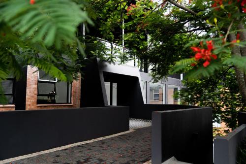 Zar Hotel - Amanzimtoti, South Africa - Updated 2026: Hotel prices and ...