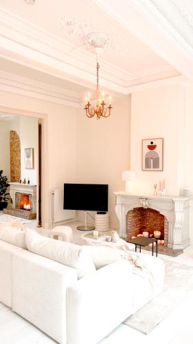 Mansion Rl With Unique Decoration - Antwerpia