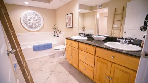 New-the Villas-pool-bbq-casino-colosseum-beach-tennis Courts - Biloxi, MS