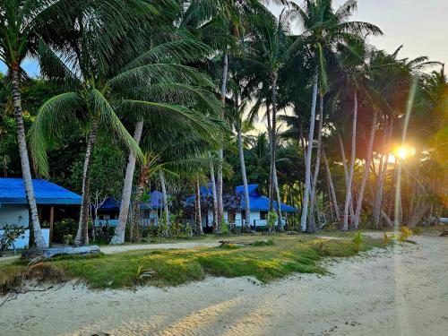 Dk2 Resort - Hidden Natural Beach Spot - Direct Tours & Fast Internet - El Nido, Philippines