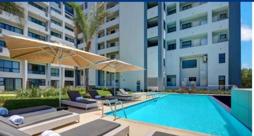 Luxurious 2 Bedroom @ The Regency Hotel - Centurion