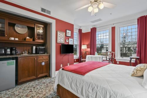 The Pasfield House - Springfield, IL
