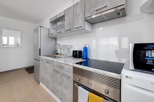 Cosy Apartment Near The Sea - トレビエハ