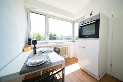 Apartment - Central With Kitchen - Balcony - Fair - Neuss
