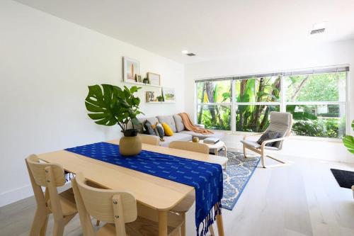 Bright & Comfortable Apt In Victoria Park - Broward County, FL