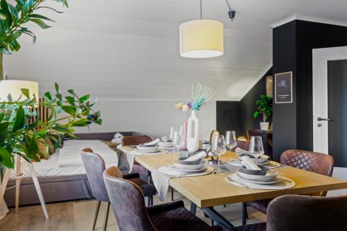 Upper Room: Apartment Mit Exklusiver Ausstattung-ausblick Auf Weinberge&mandelblutenpfad - Neustadt