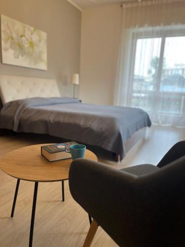 Bella Vita Guesthouse -Parcheggio Privato Interno - Arona