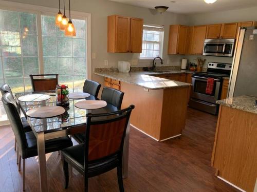 Spacious Pet-friendly Home | Near Atrium Health, Speedway & Clt - Concord, NC