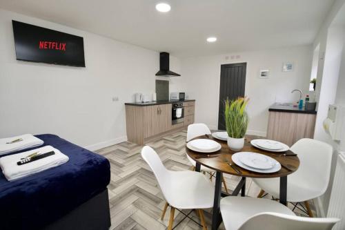 Matlock Studio 7 - Coventry - Coventry
